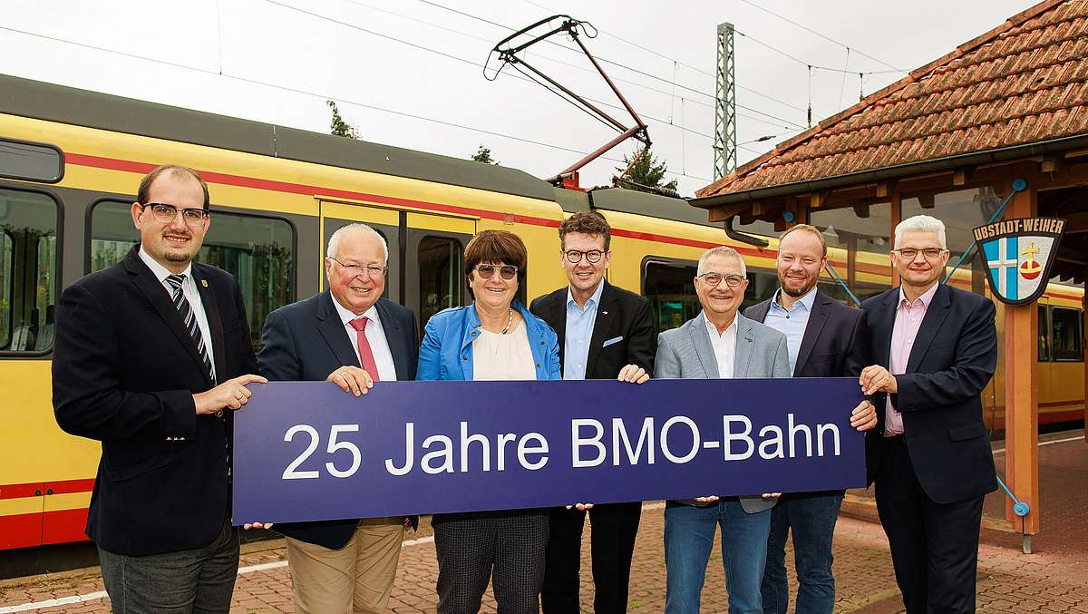 Gemeinden entlang der Linien S31 und S32 feiern Jubiläum der BMO-Bahn