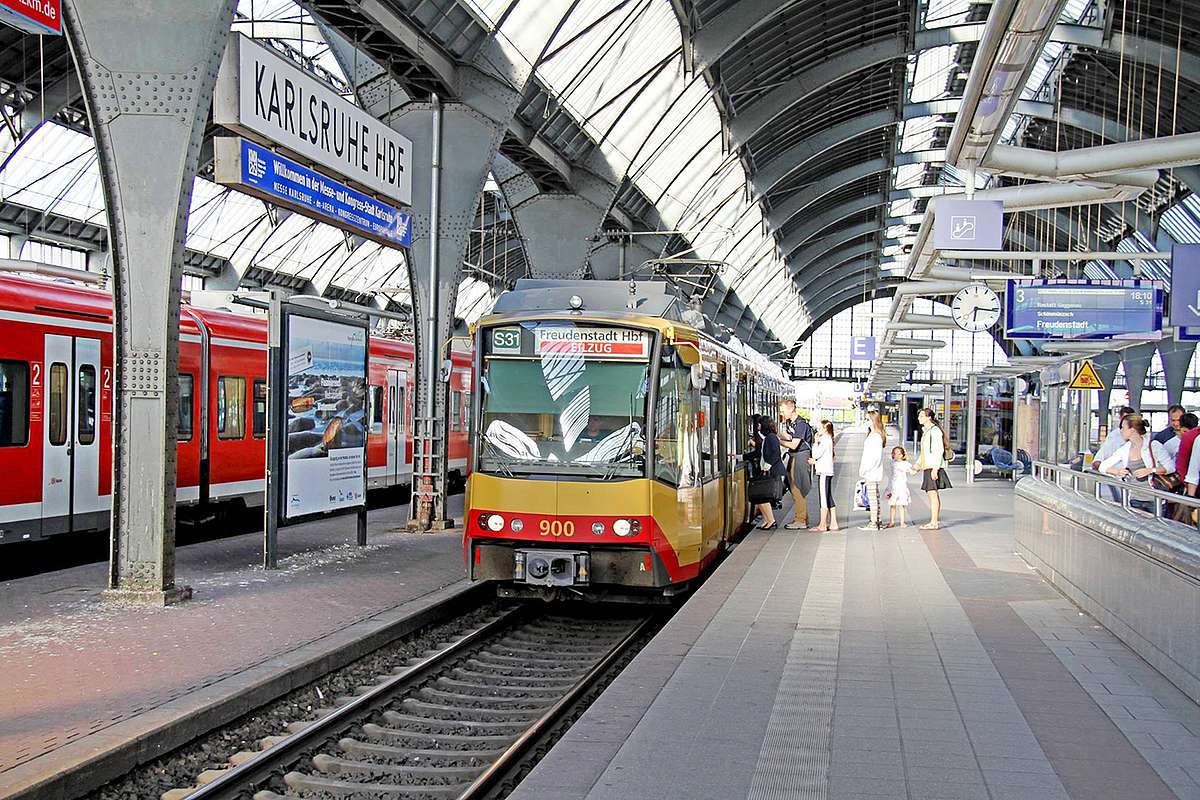KVV - Karlsruher Verkehrsverbund - Bahn und Bus - Fahrplantabelle